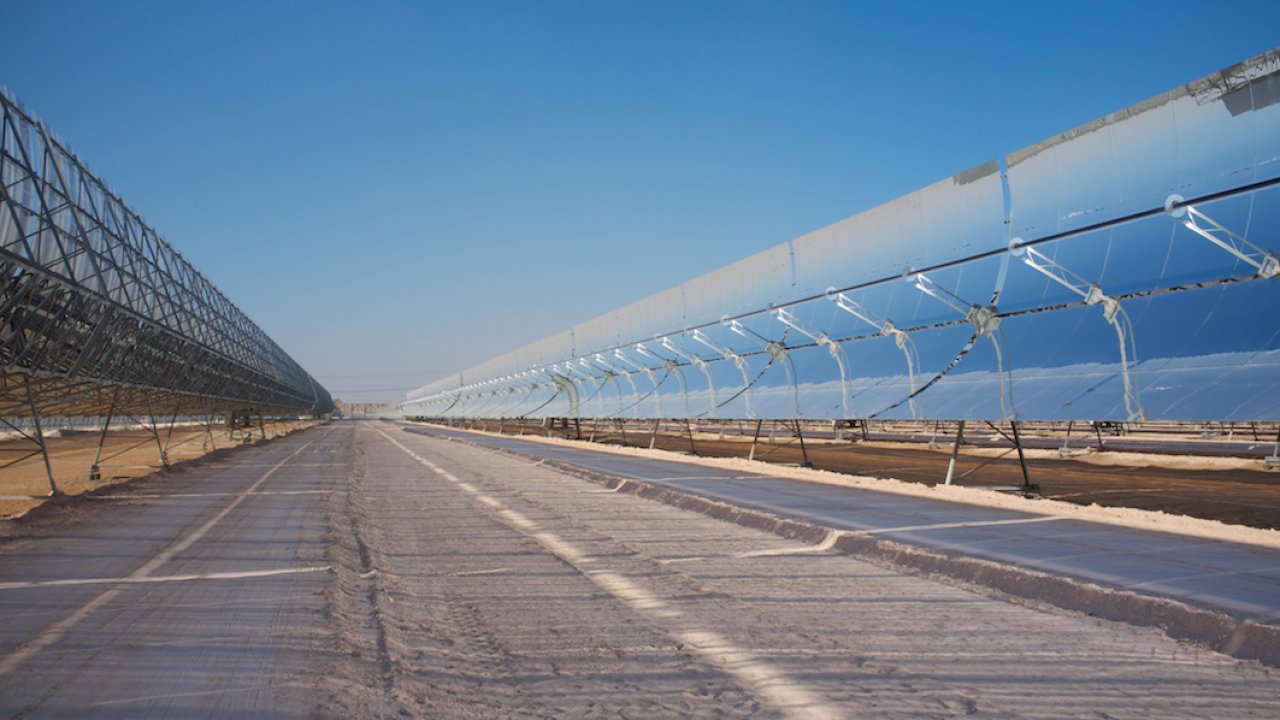 Masdar | Zayed Future Energy Prize Jury Members Visit Masdar’s Shams 1 ...